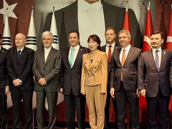 Founding anniversary of Turkiye marked in Seoul